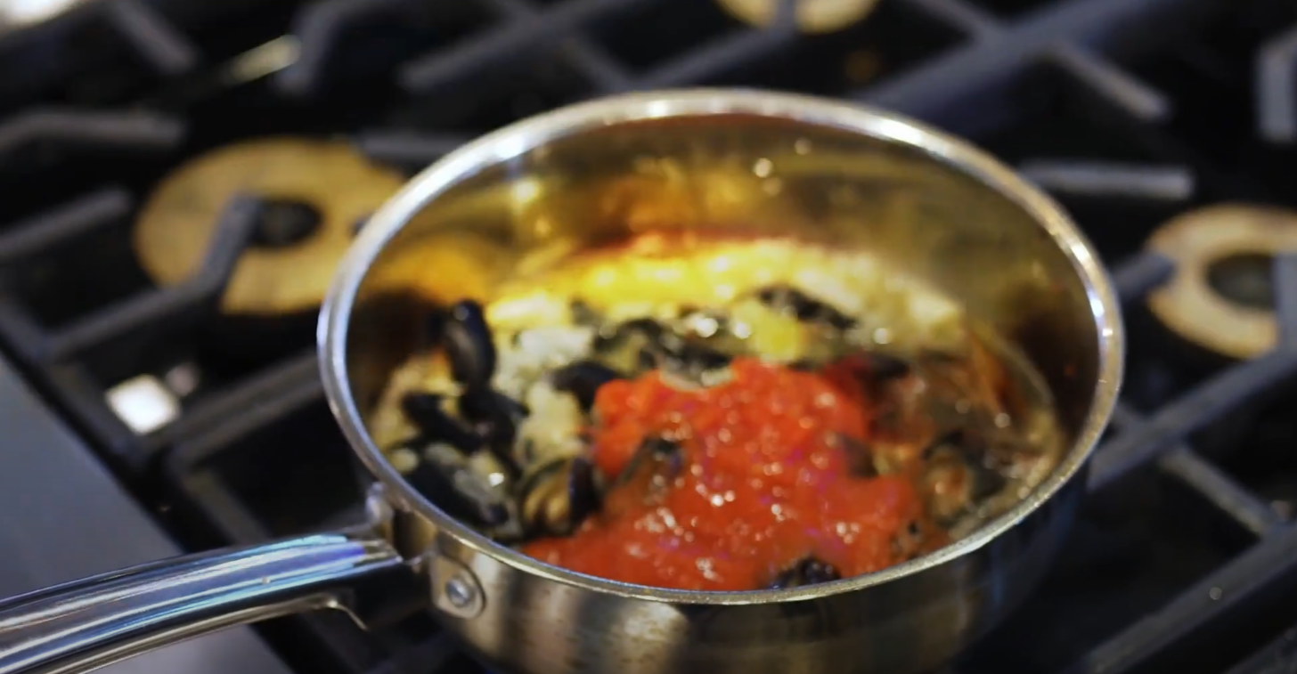 Parini Cookware Website: Dutch Ovens, Pizza Cookers and More